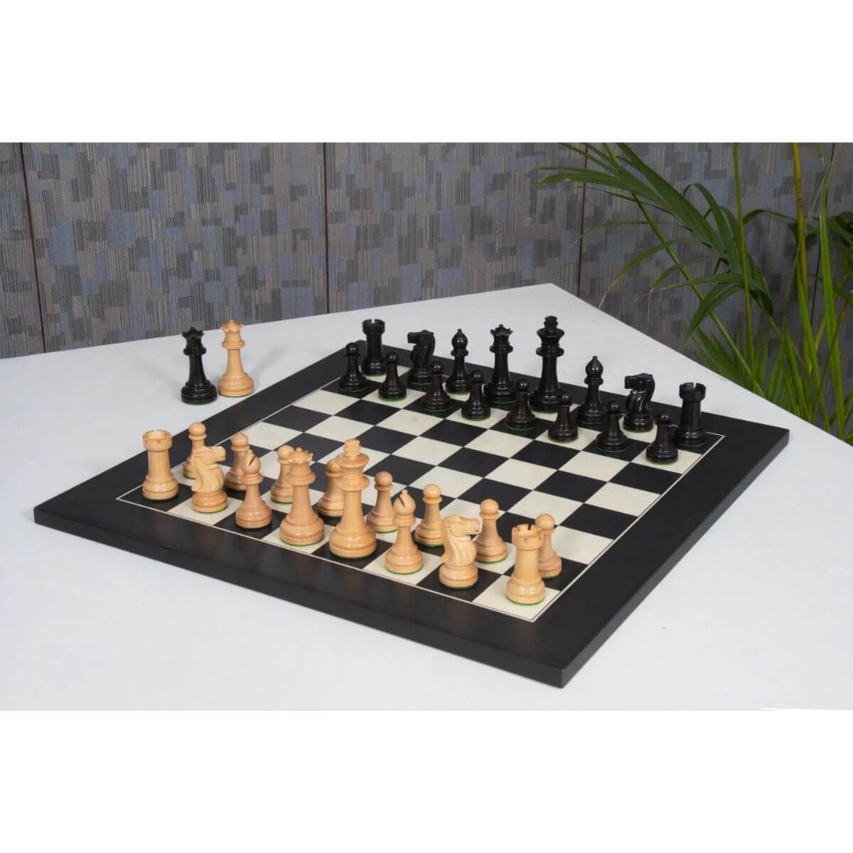 Chessbazaar Combo Of Canadian Staunton Chess Pieces In Ebonized/Boxwoo ...