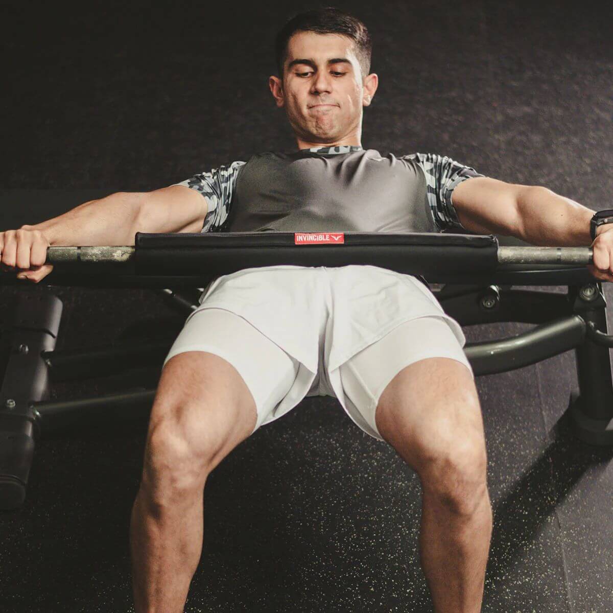 Invincible Barbell Squat Weight Lifting Pad – Sportswing.in